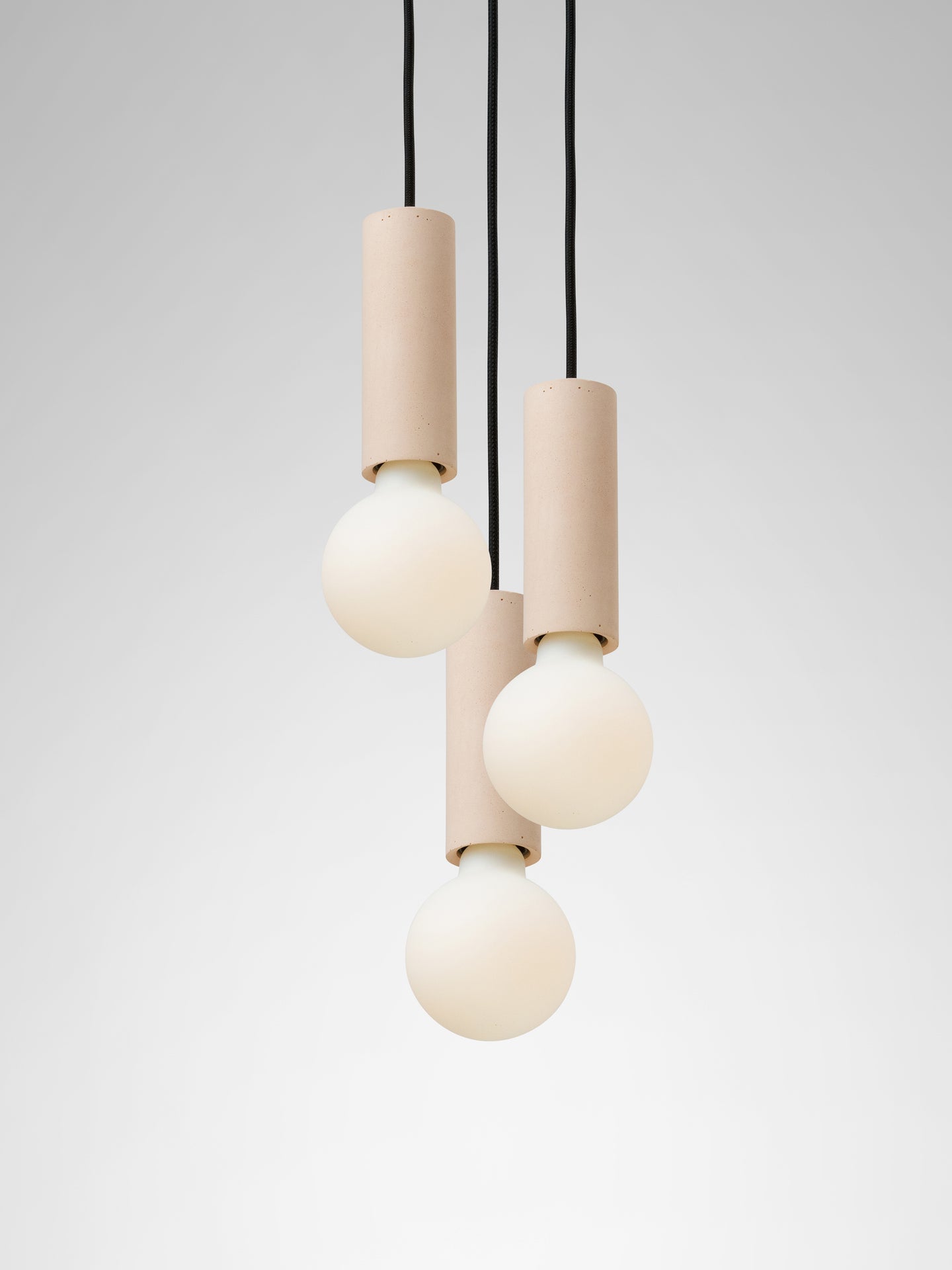 Ila Trio pendant lamp in coloured concrete | Plato Design